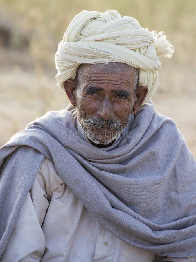 Homem Do Indiano Do Retrato Pushkar, India Foto de Stock Editorial ...