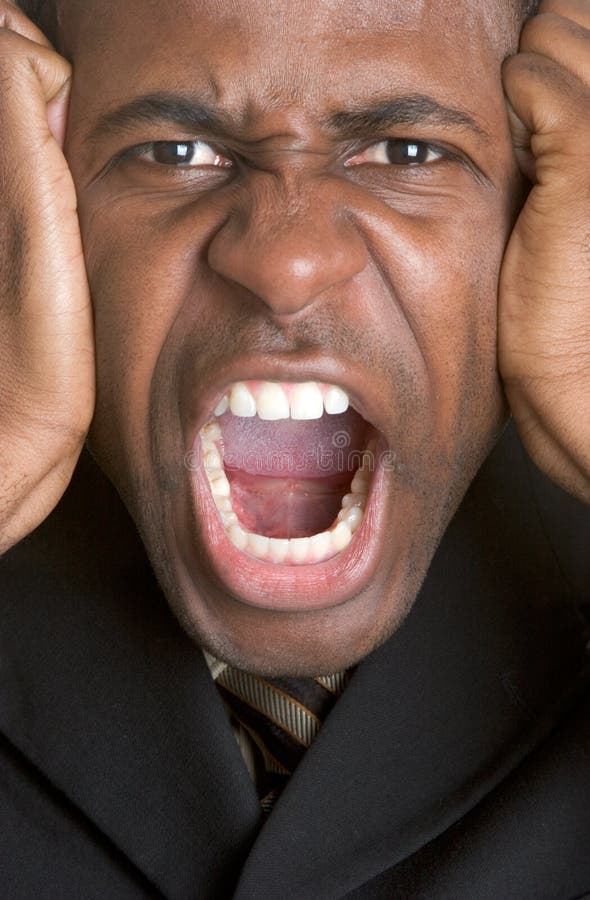 Homem gritando irritado imagem de stock. Imagem de cara - 4573979