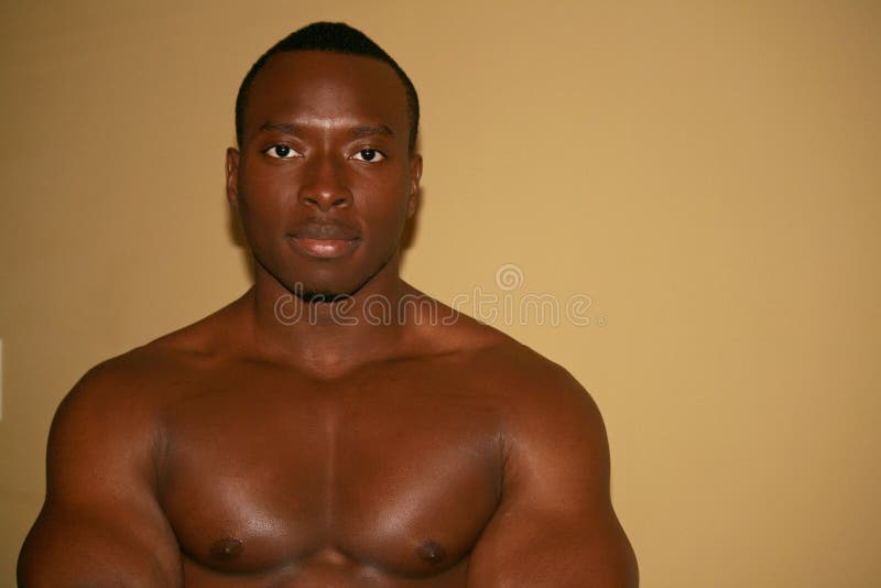 Homem muscular preto foto de stock. Imagem de caixa, sair - 24445948
