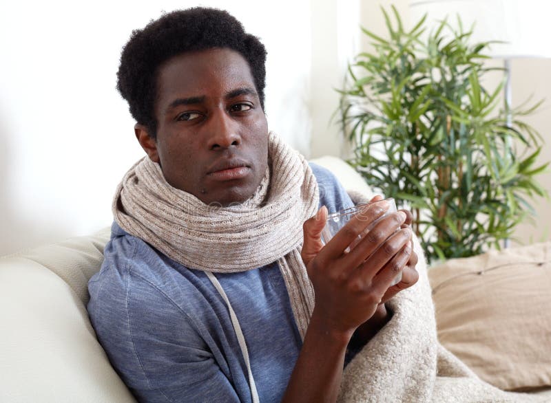 Homem negro doente imagem de stock. Imagem de africano - 84430467