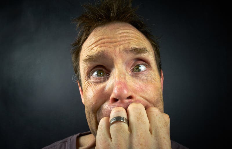 Homem preocupado foto de stock. Imagem de medo, olhos - 33029222