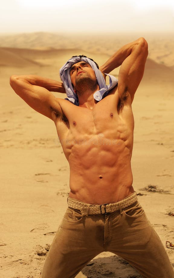 Homem sedento foto de stock. Imagem de fino, quente, homem - 25944148