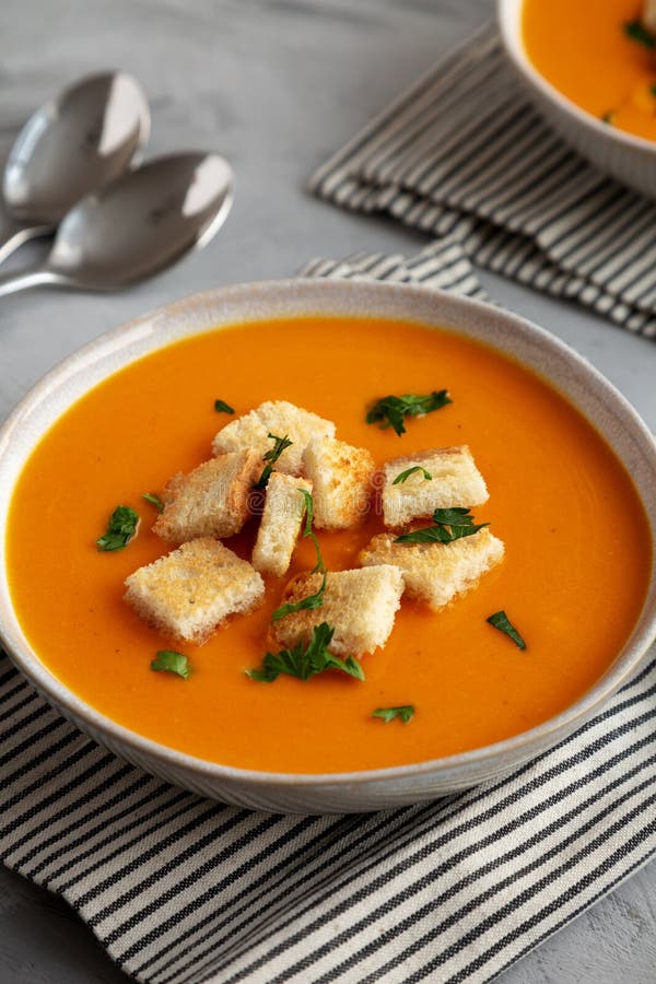Homemade Butternut Squash Soup in a Bowl, Side View Stock Photo - Image ...