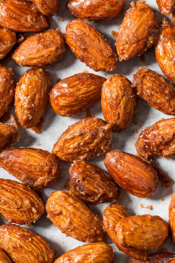 Homemade Caramelized Cinnamon Almonds Stock Image - Image of healthy ...