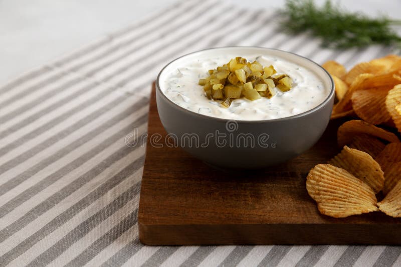Homemade Creamy Pickle Dip Potato Chips Side View Stock Photos - Free ...