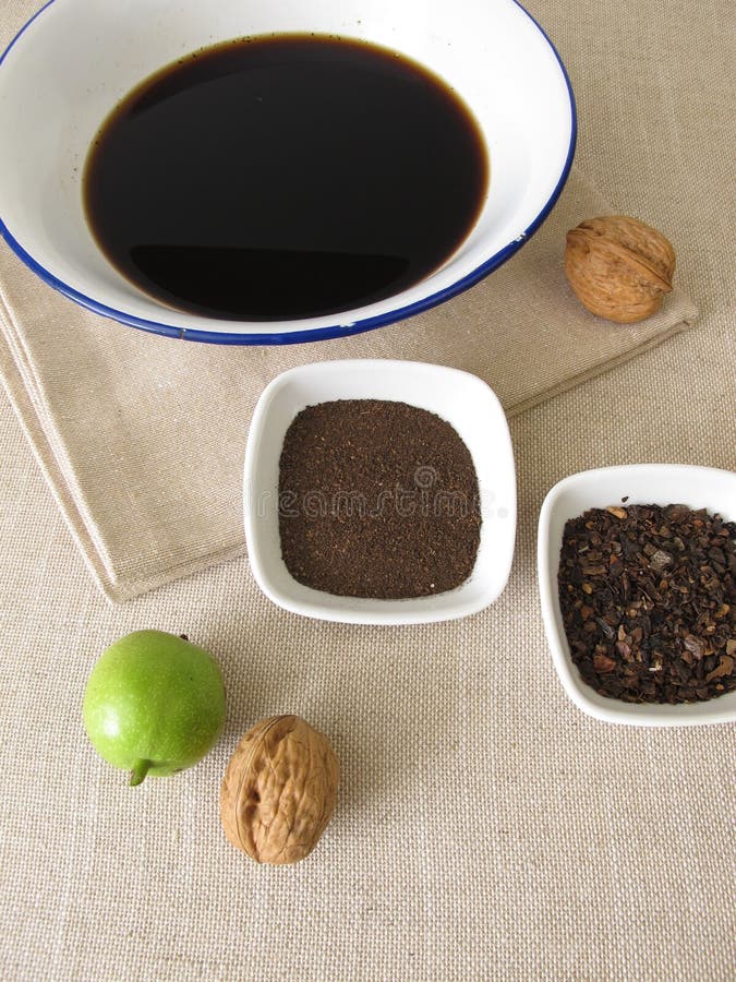 Dye Bath Dried Green Walnut Shells Stock Photos - Free & Royalty-Free ...