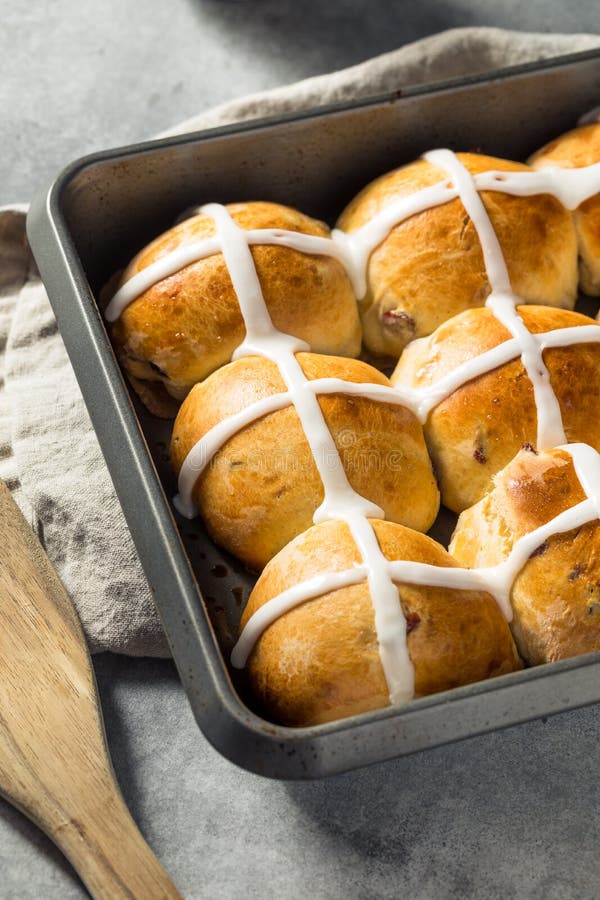 Homemade Easter Hot Cross Buns Stock Image - Image of tradition ...