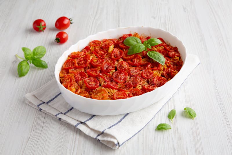Homemade Easy Tomato Basil Pasta Bake, Side View Stock Image - Image of ...