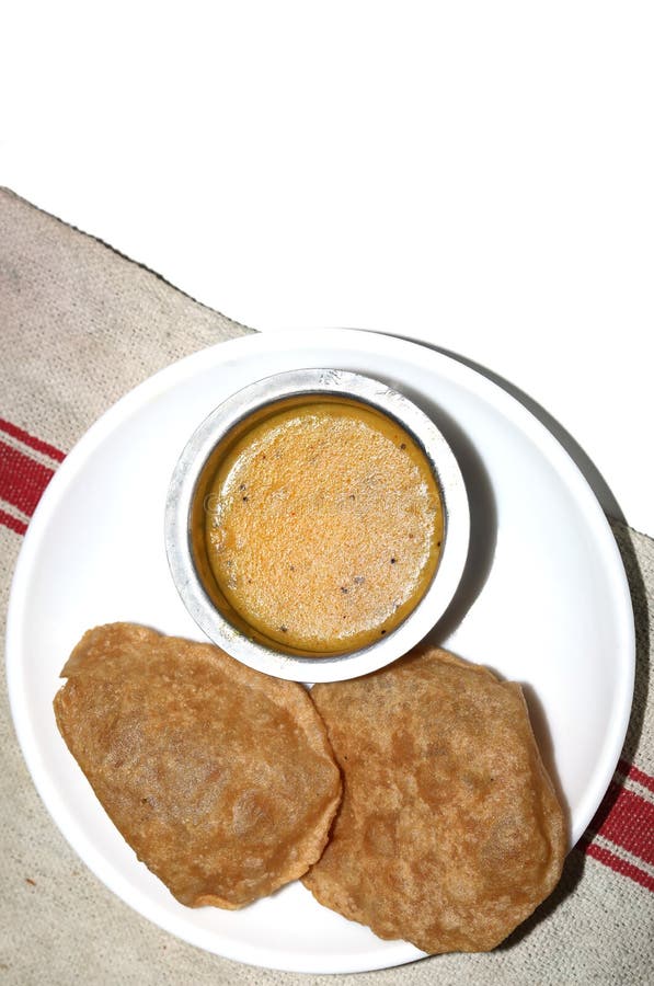Homemade Fried Puri or Poori or Indian Bread, Selective Focus Stock ...