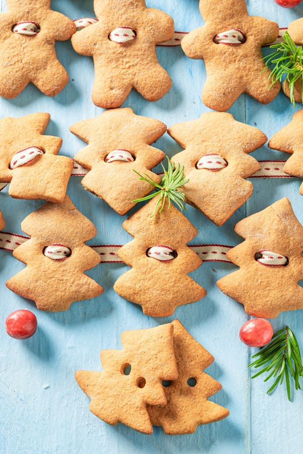 Homemade Gingerbread Cookie Chain As Christmas Ornaments Stock Image ...