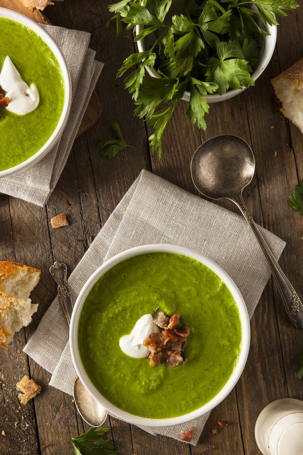 Homemade Green Spring Pea Soup Stock Image - Image of creamy, colorful ...