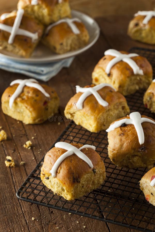 Homemade Hot Cross Buns stock image. Image of cross, easter - 51087831