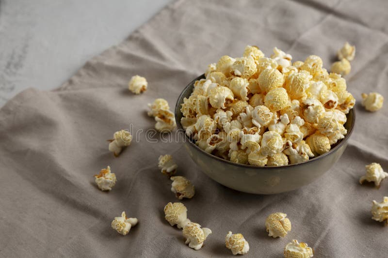Homemade Kettle Corn Popcorn in a Bowl, Side View. Copy Space Stock ...