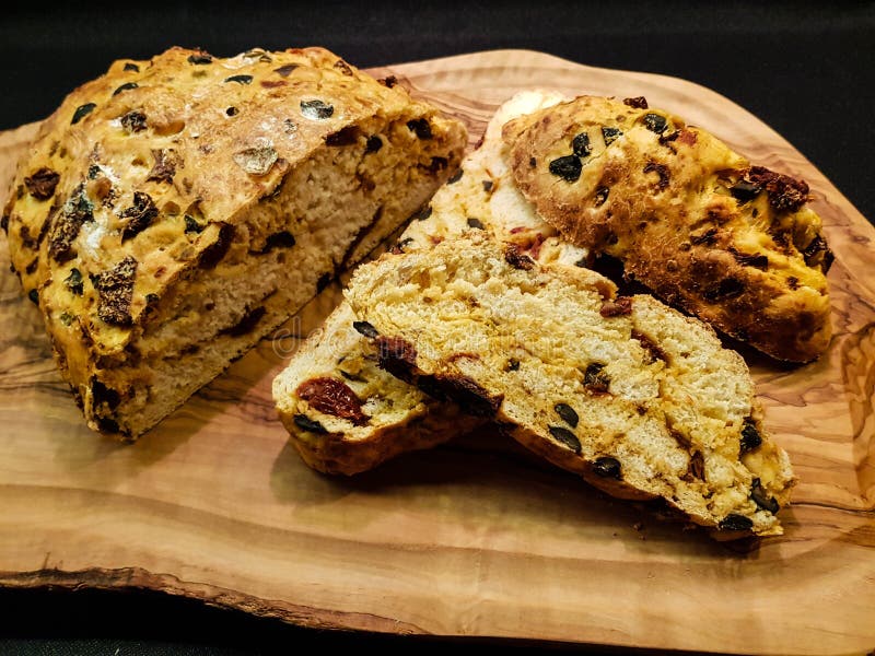 Homemade Mediterranean Bread Stock Image - Image of bella, brown: 208636911