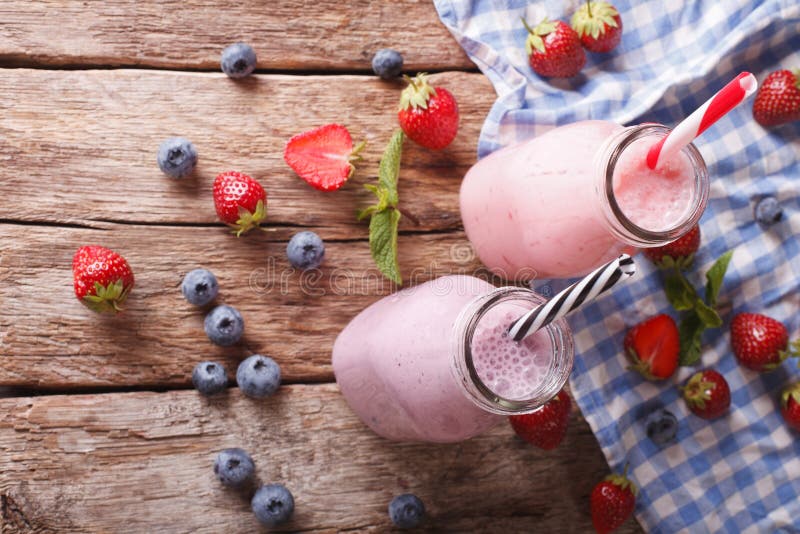 Blueberries - horizontal stock photo. Image of bowl, diet - 13513776
