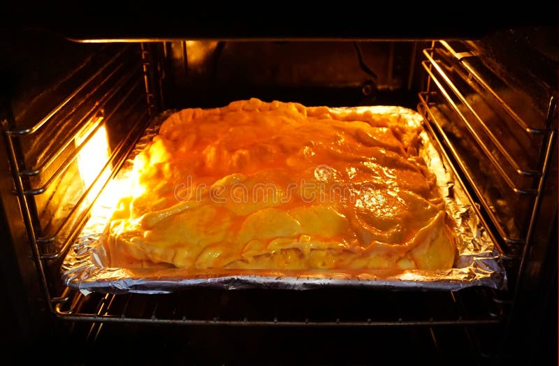 Homemade Pie Cooking Inside an Oven Stock Image - Image of baking ...