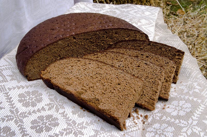 Homemade round rye bread stock photo. Image of flour, yeast - 6467150