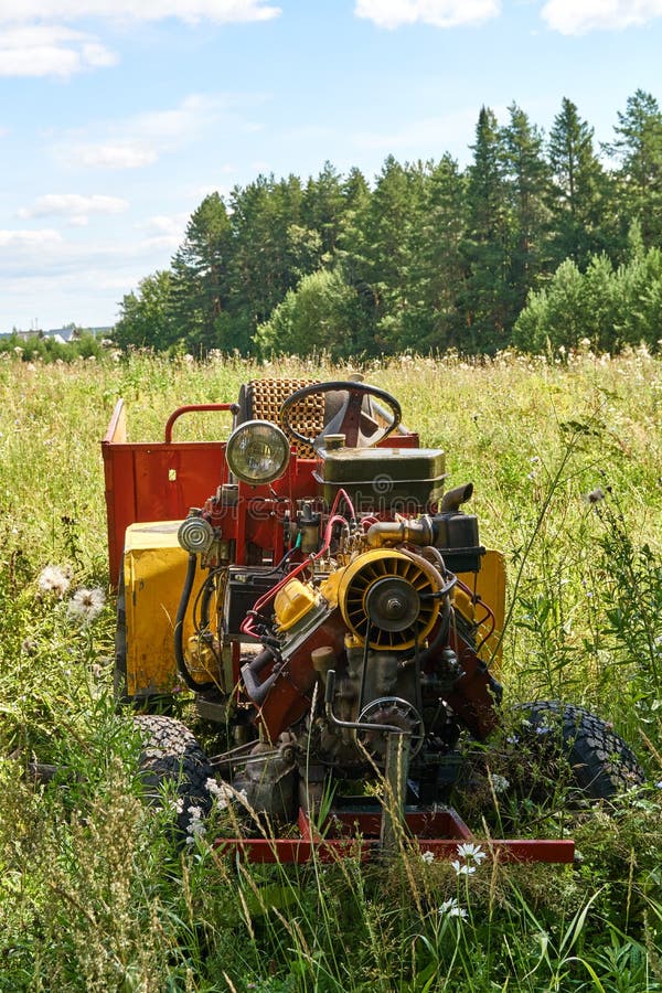 305 Homemade Tractor Stock Photos - Free & Royalty-Free Stock Photos ...
