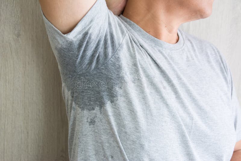 Homens com axilas suadas foto de stock. Imagem de homem - 178508908