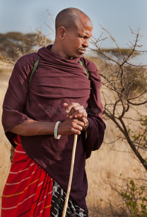 Homme Authentique De Masai De Tanzanie Photographie éditorial - Image ...