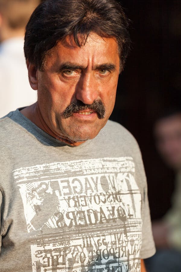 Homme bosnien local photo stock éditorial. Image du moustache - 36974368