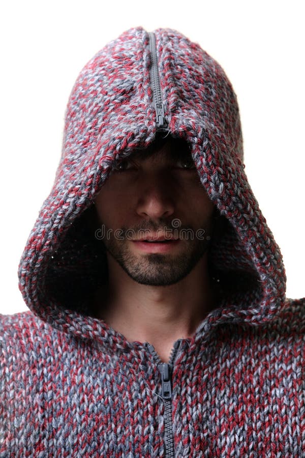 Homme dans le capot photo stock. Image du criminel, mauvais - 6785812