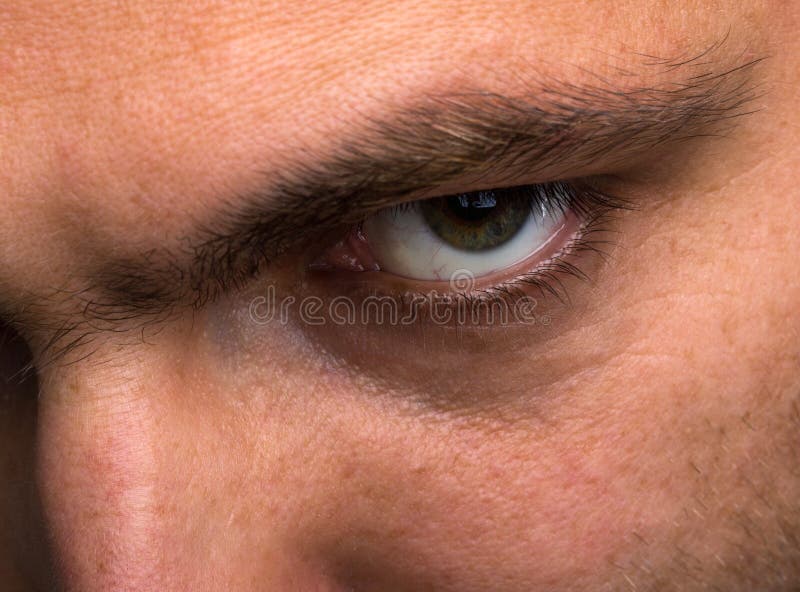 Portrait D'un Homme, Regard Menaçant, Plan Rapproché Photo stock ...