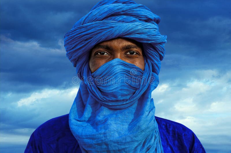 Homme de Tuareg image éditorial. Image du touareg, traditionnel - 72529950