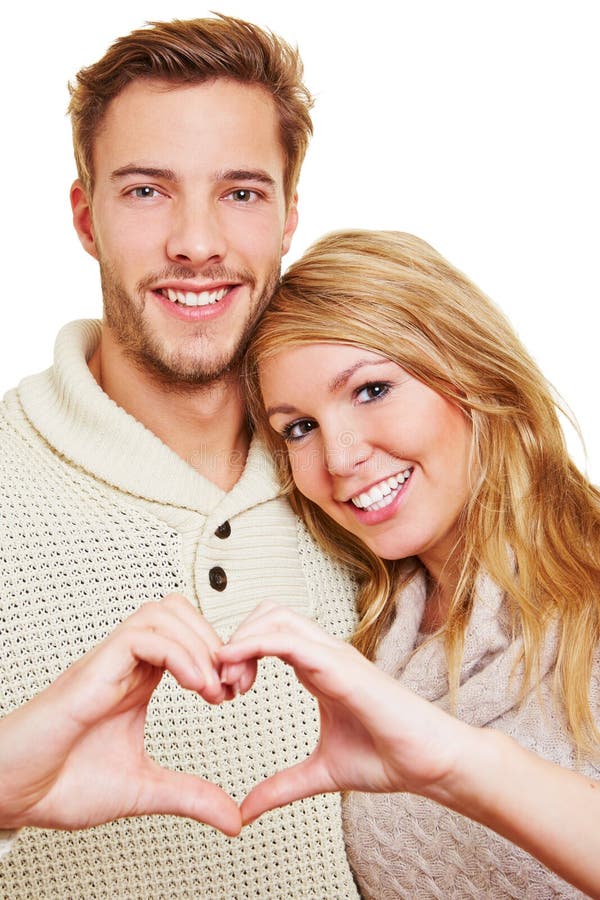 Mains De L'homme Et De La Femme Formant Un Coeur Photo stock - Image du ... Mains De L'homme Et De La Femme Formant Un Coeur Photo stock - Image du ...