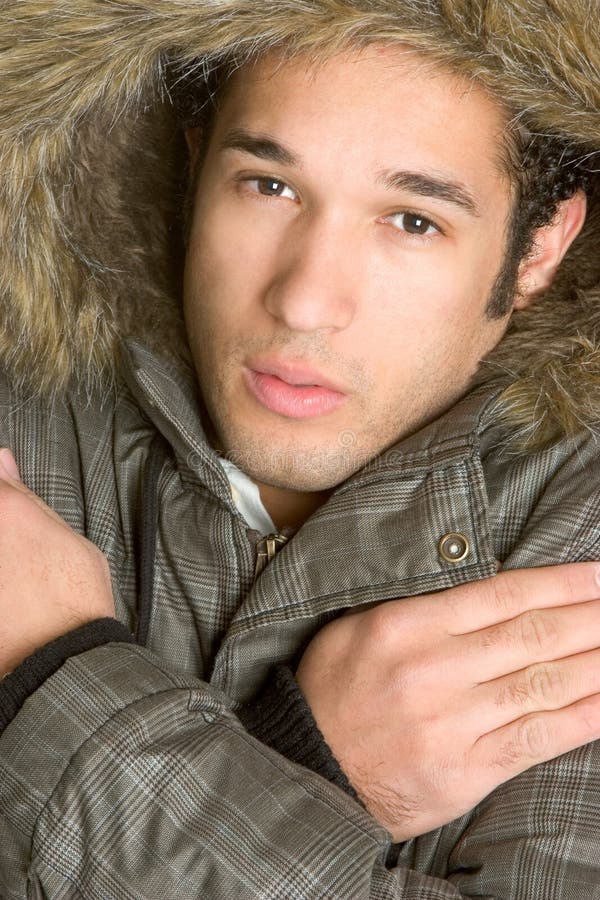 Homme froid photo stock. Image du plié, hommes, capot - 4090712