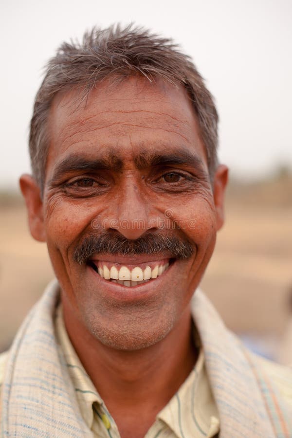 Homme Indien Avec Une Moustache En Guidon Photographie éditorial ...