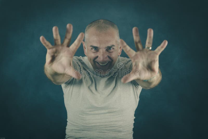 Jeter Un Sort Photos libres de droits et gratuites de Dreamstime