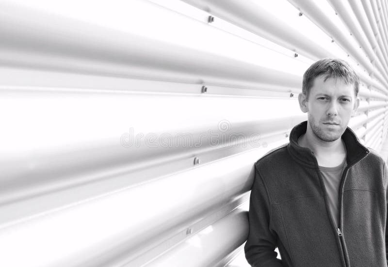 Homme triste photo stock. Image du regards, pleurez, type - 14621634