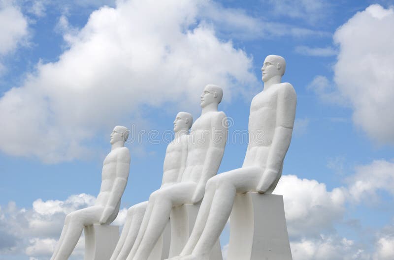 Statues D'hommes Blancs, Esbjerg, Danemark Image éditorial - Image du ...