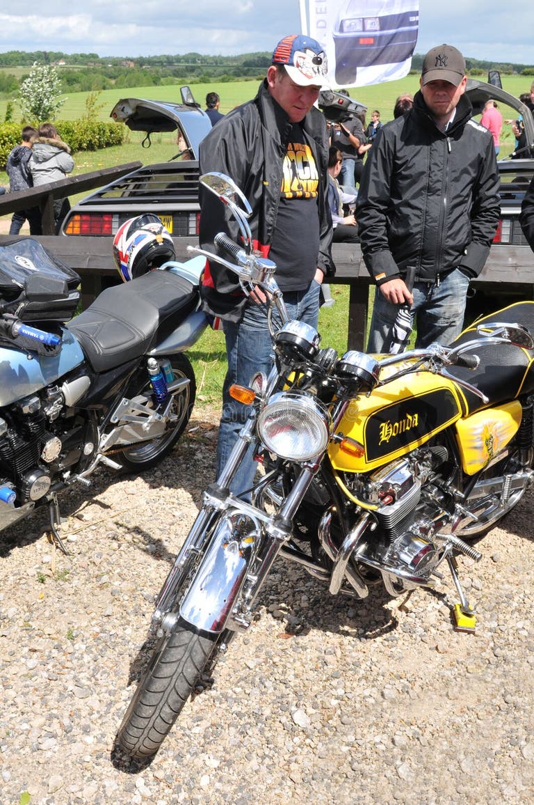 348 Honda Logo Old Stock Photos - Free & Royalty-Free Stock Photos from ...