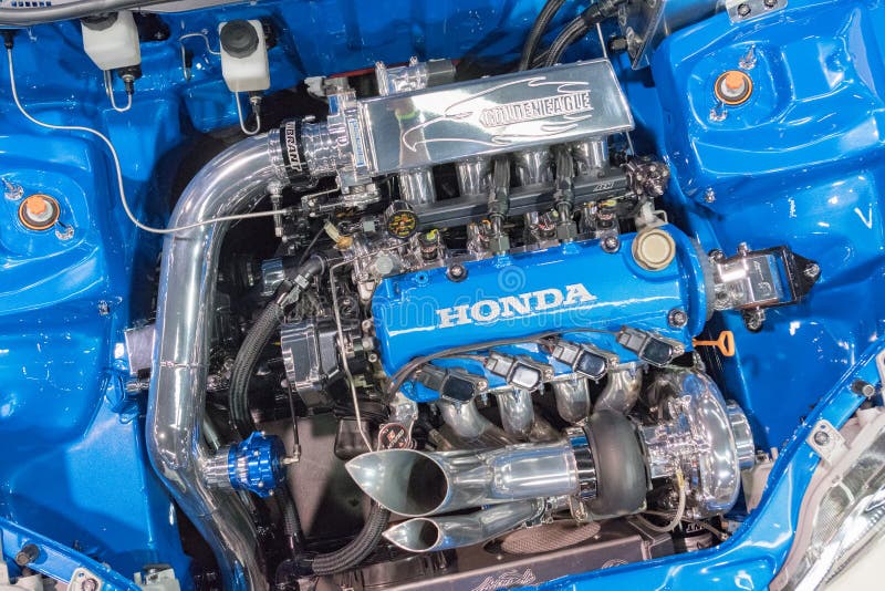 Honda engine on display editorial stock image. Image of automobile ...