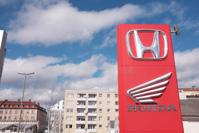 Honda editorial stock image. Image of sign, copy, dealer - 50950024