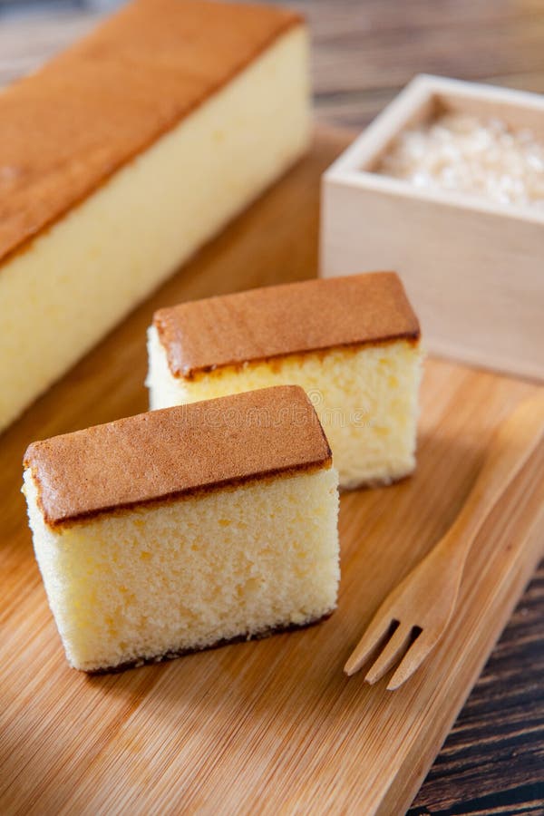 Honey Sponge Cake, Japanese Sweets, Castella Cake, Japanese Sponge Cake ...