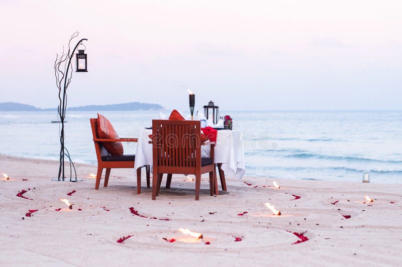 Honeymoon Dinner Table on Island Beach in Thailand Stock Photo - Image ...