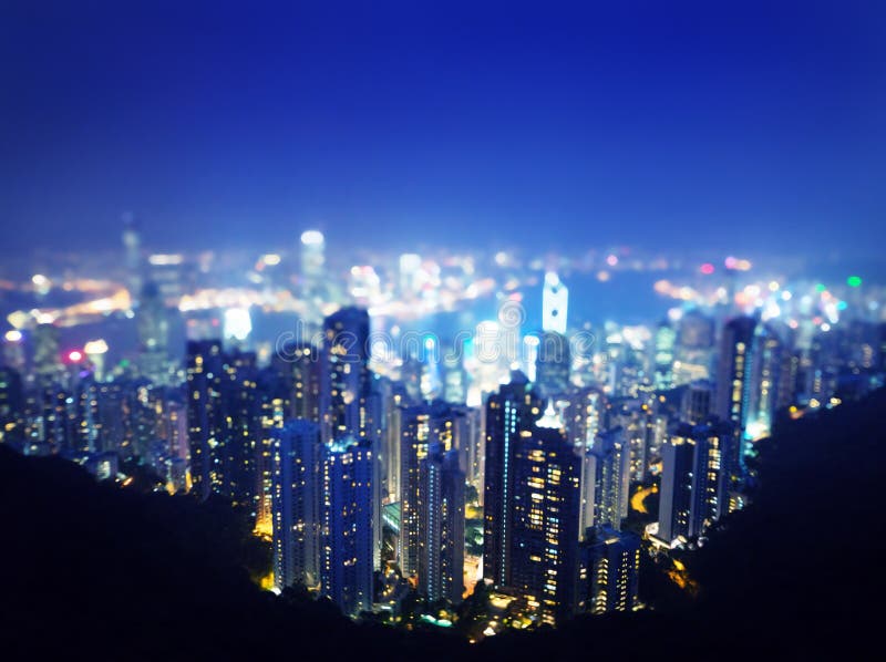 Hong Kong Von Der Victoria-Spitze Stockfoto - Bild von scheinwerfer ...