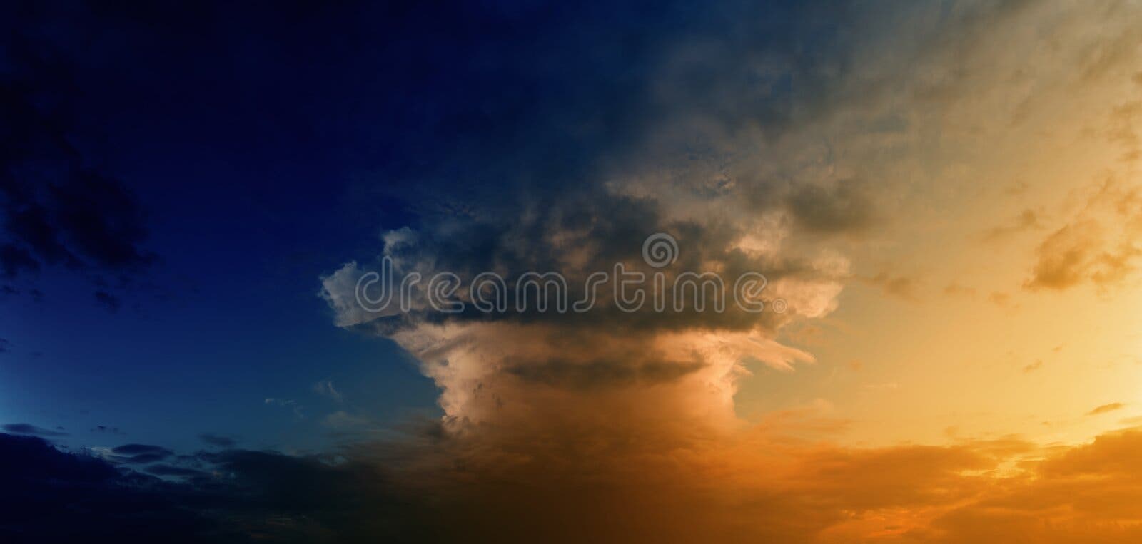 Hongo atómico foto de archivo. Imagen de clima, cambio - 51115874