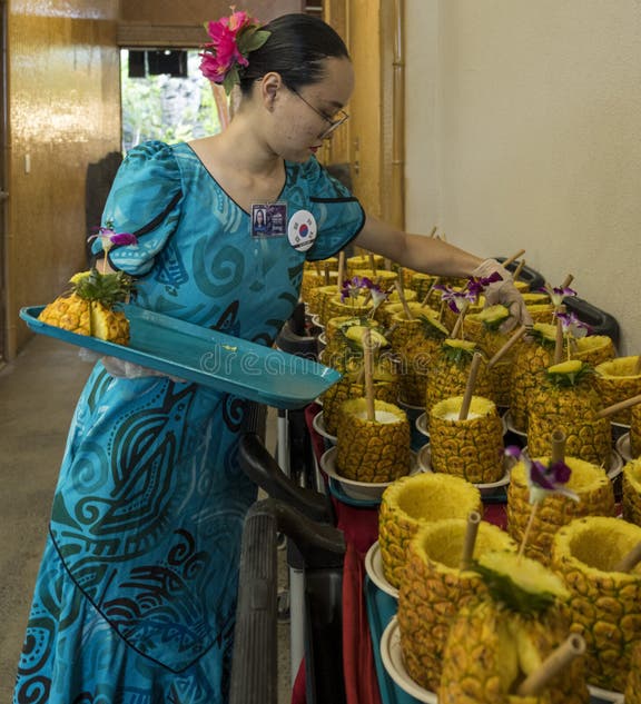 Honolulu, Hawaii, Oct 19, 2022- Shakacon - Pineapple Drinks Have Tops ...