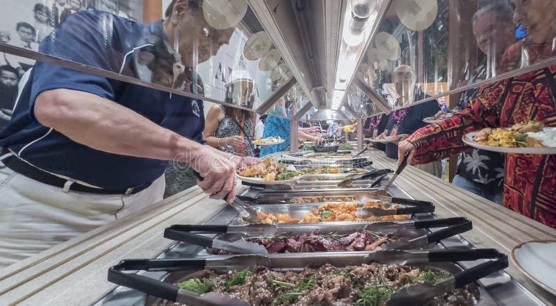 Honolulu, Hawaii, Oct 19, 2022- Shakacon - View of Buffet Table from ...