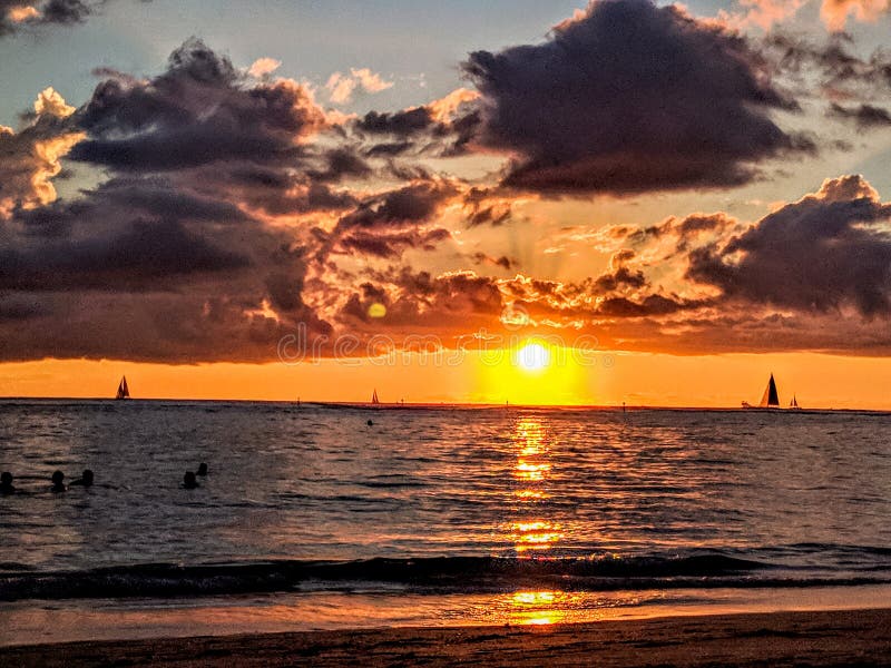 Honolulu Sunset Dinner Cruise , Waikiki Beach Stock Image - Image of ...