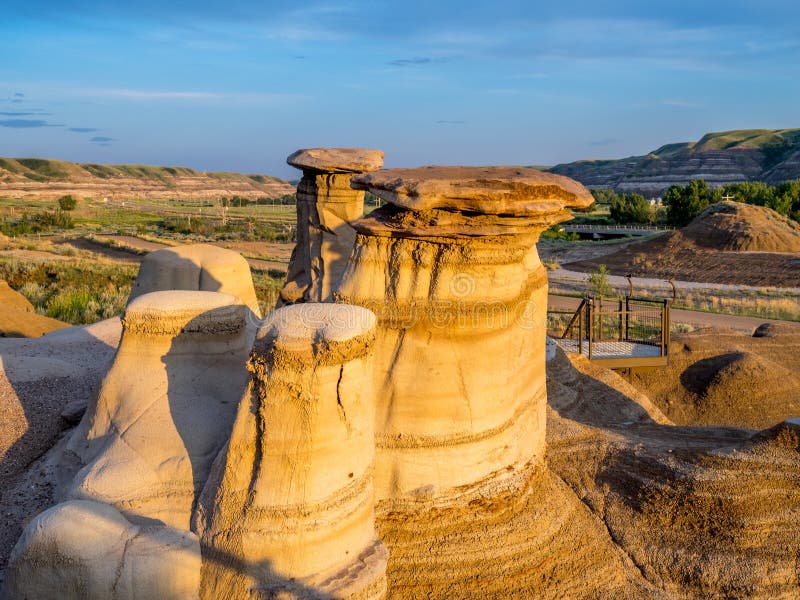 Hoodoos, Drumheller stock photo. Image of geology, summer - 56512170