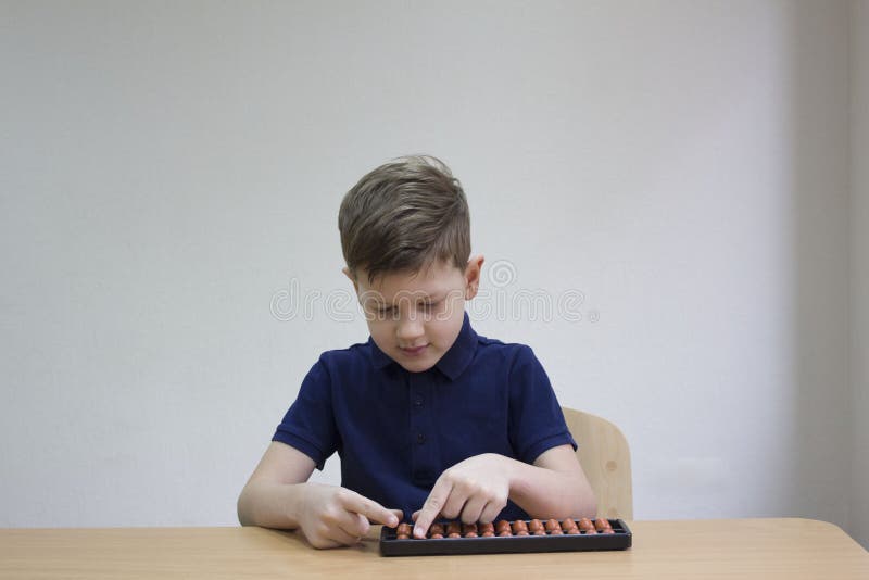 Hoofdrekenen stock foto. Image of exemplaar, klasse - 107682830