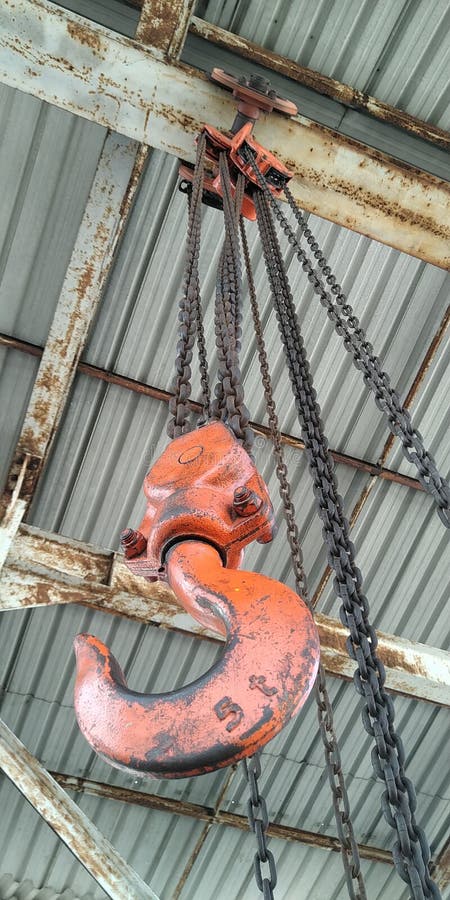 Hook Chain Block with No Safety Latch Stock Image - Image of line ...