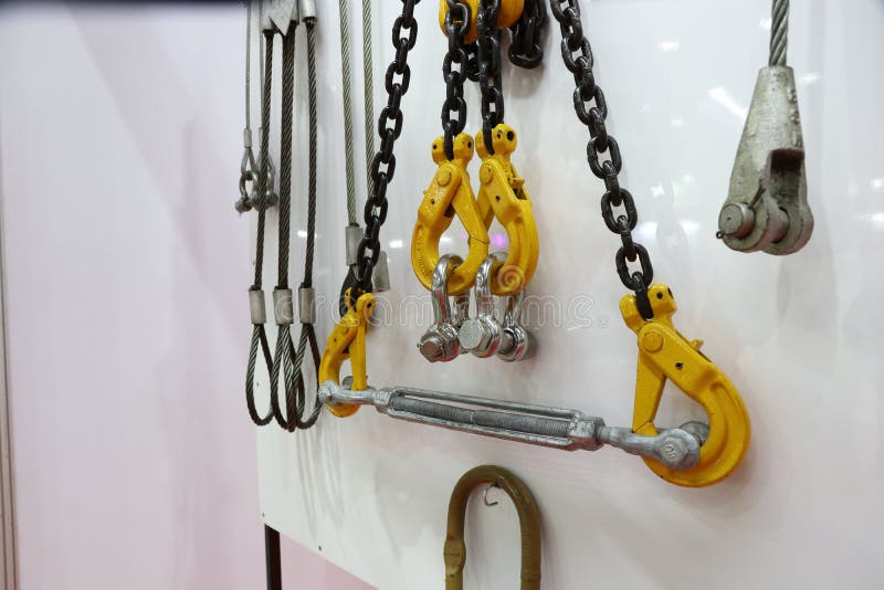 Hook , Chain and Steel Wire Stock Image - Image of pulley, black: 125671527