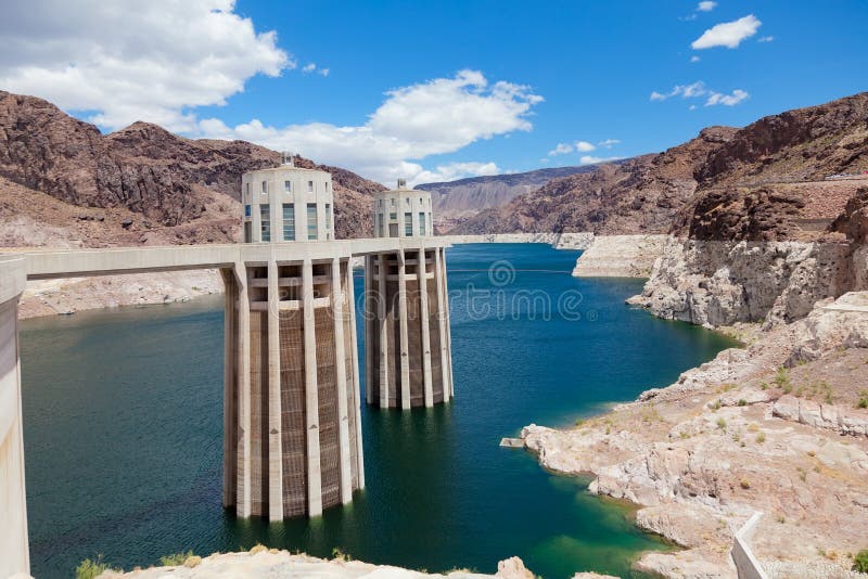 Hoover Dam in sunny day stock image. Image of historic - 20711419