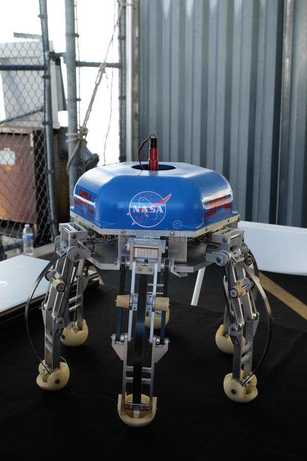 Hopper at JPL Open House 2015 Editorial Photography - Image of house ...